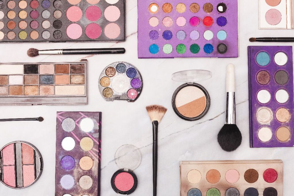 Couponing Makeup - How to Find the Best Prices on Cosmetics